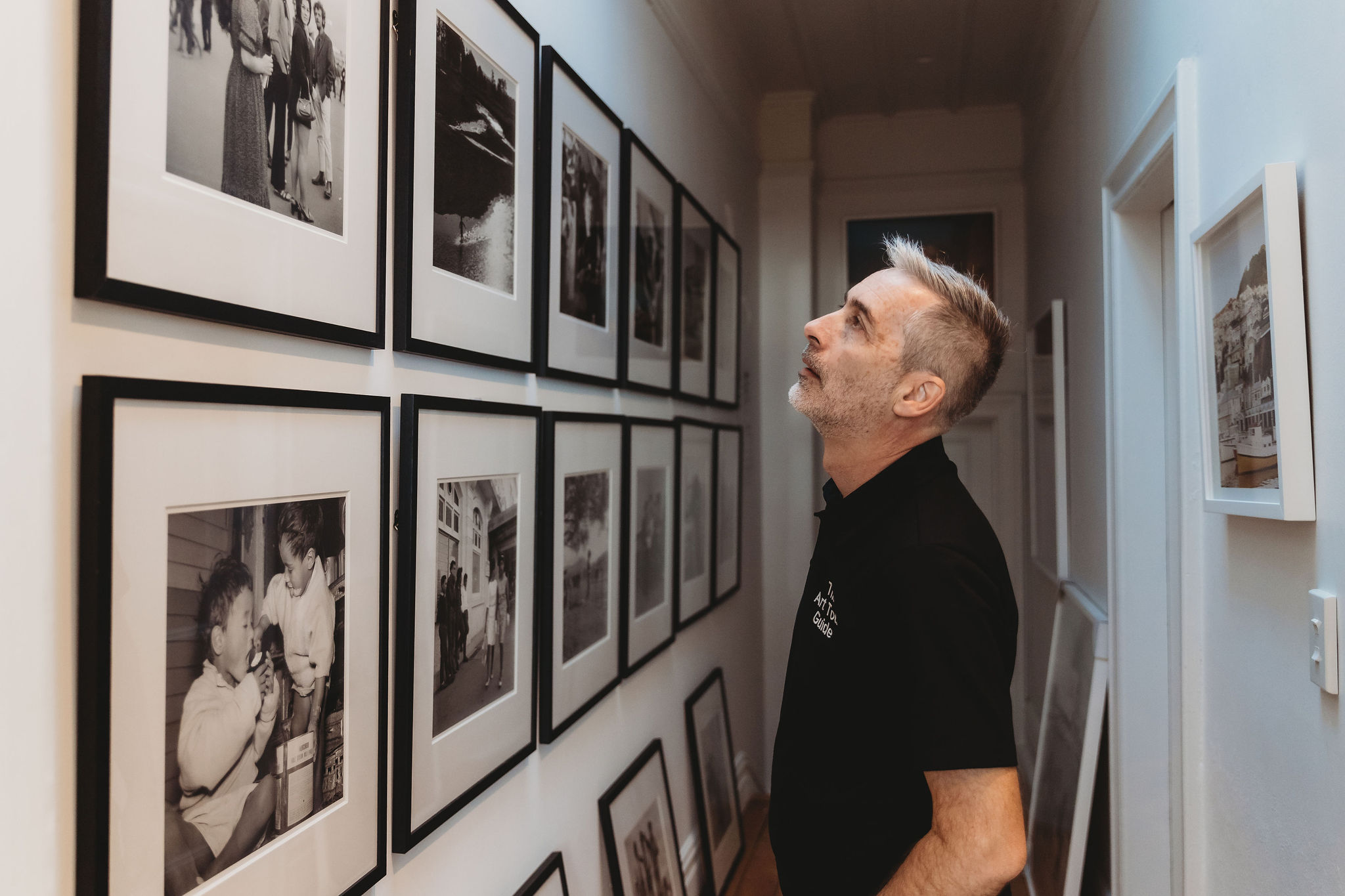 Contact – The Art Tour Guide